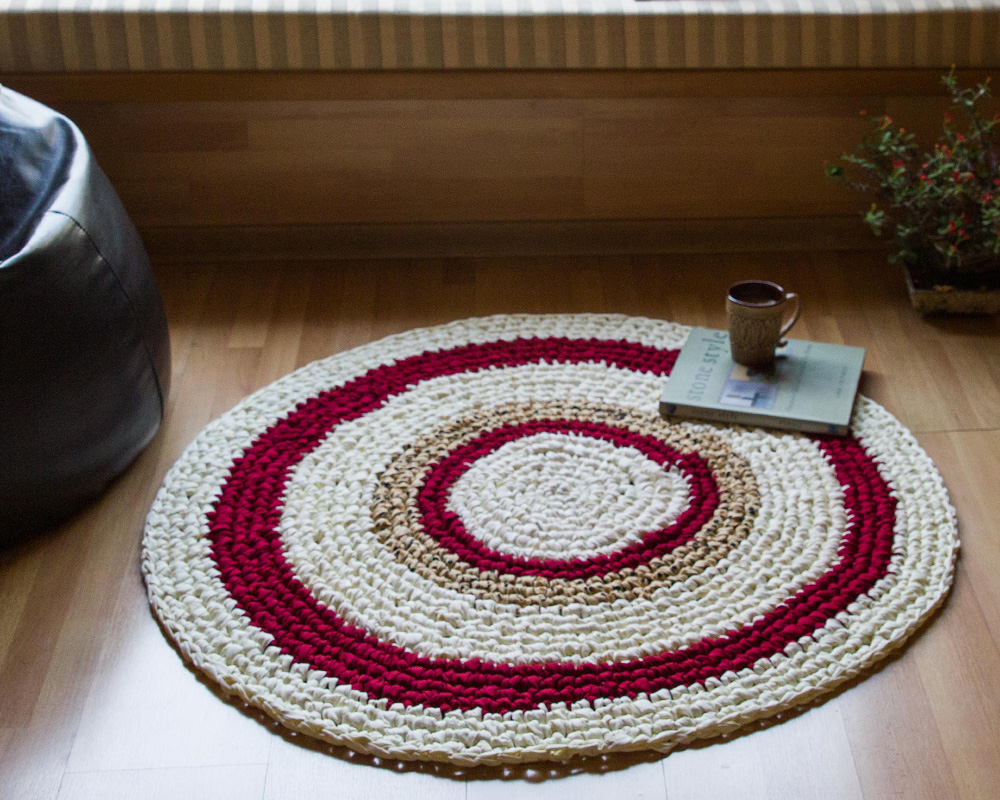 Upcycled Fabric - Red White Circles Floor Rug | Kopai - Paar | Indian ...