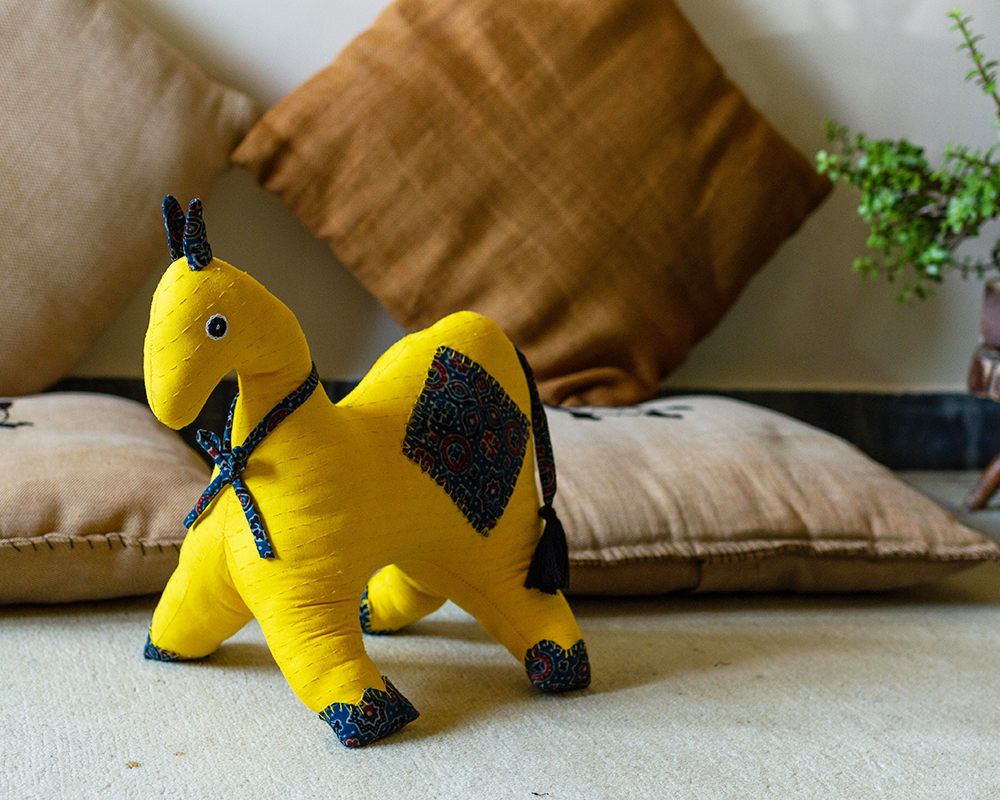 Animal Cushion | Camel | Recycled Fabric | Kopai - Paar | Indian Craft ...